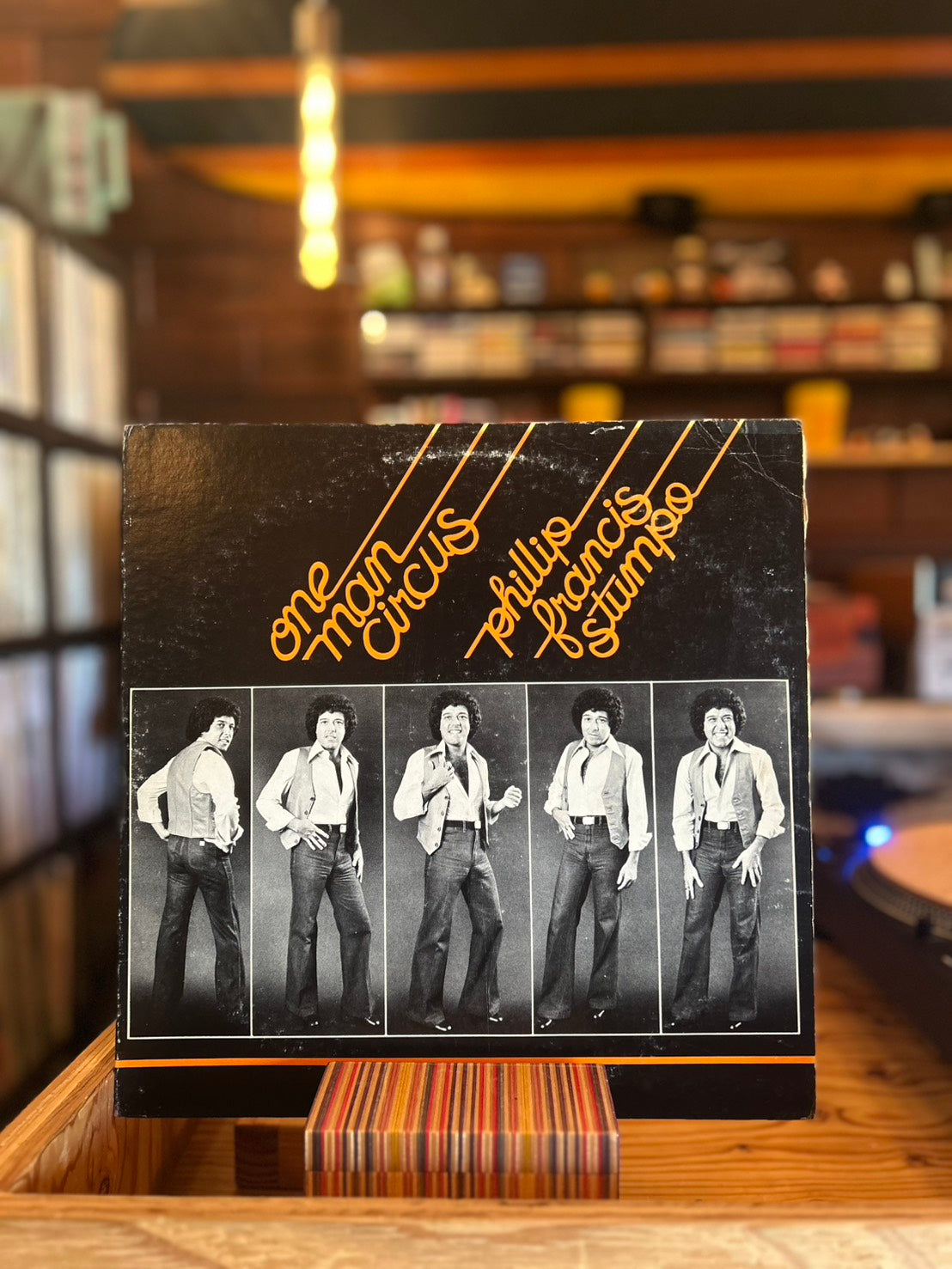 PHILIP FRANCIS STUMPO / ONE MAN CIRCUS – SmiveS